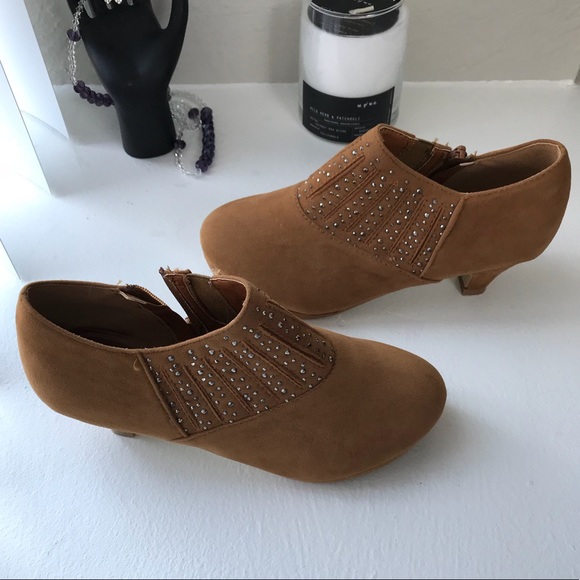 Shoes | Girls Booties Or Size 4 12 5 Womens | Poshmark